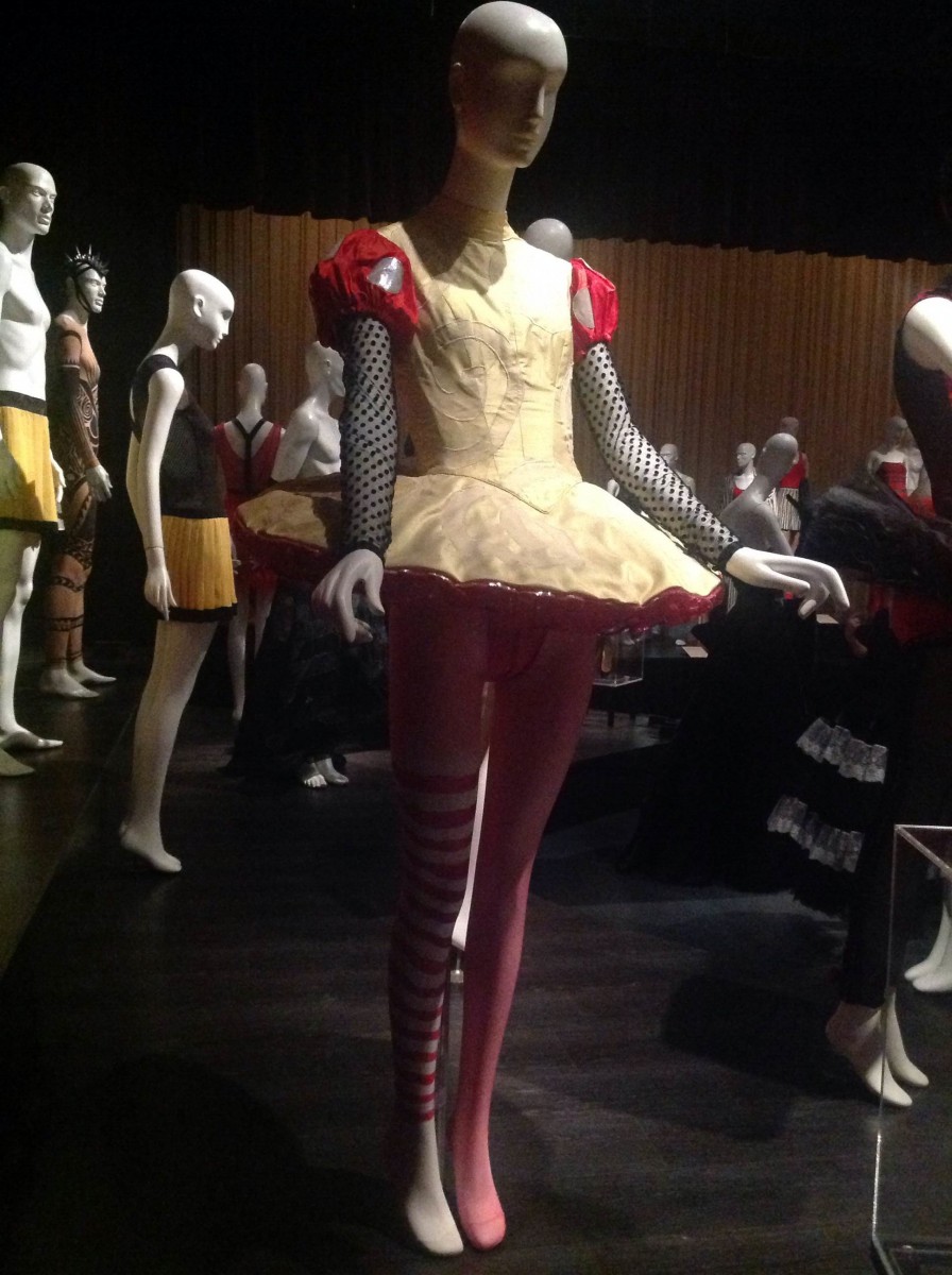 The Dance Enthusiast Hits the Streets: A Tour of the Museum at FIT's ...